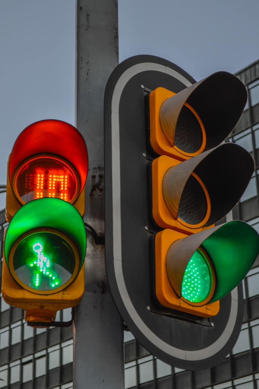 The Role of Automation in Smart Traffic Light Systems
